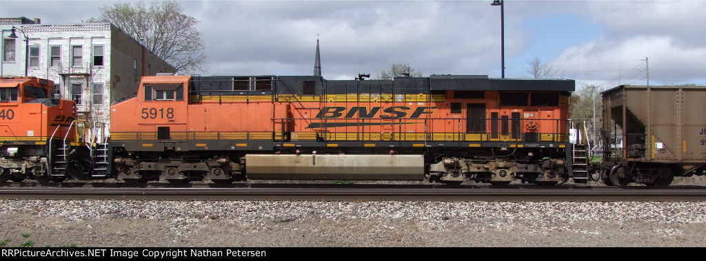 BNSF 5918